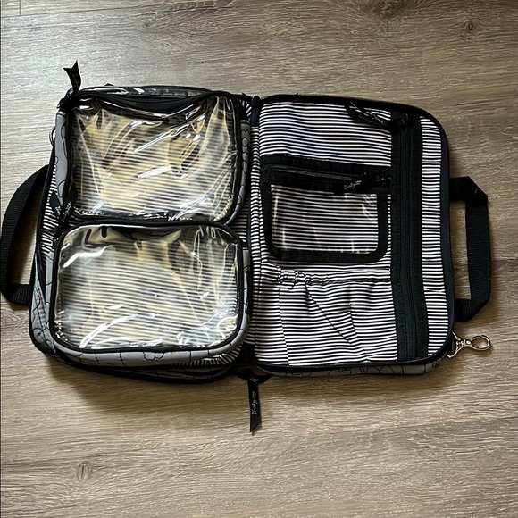 thirty-one | Bags | Thirtyone Cosmetic Travel Case | Poshmark